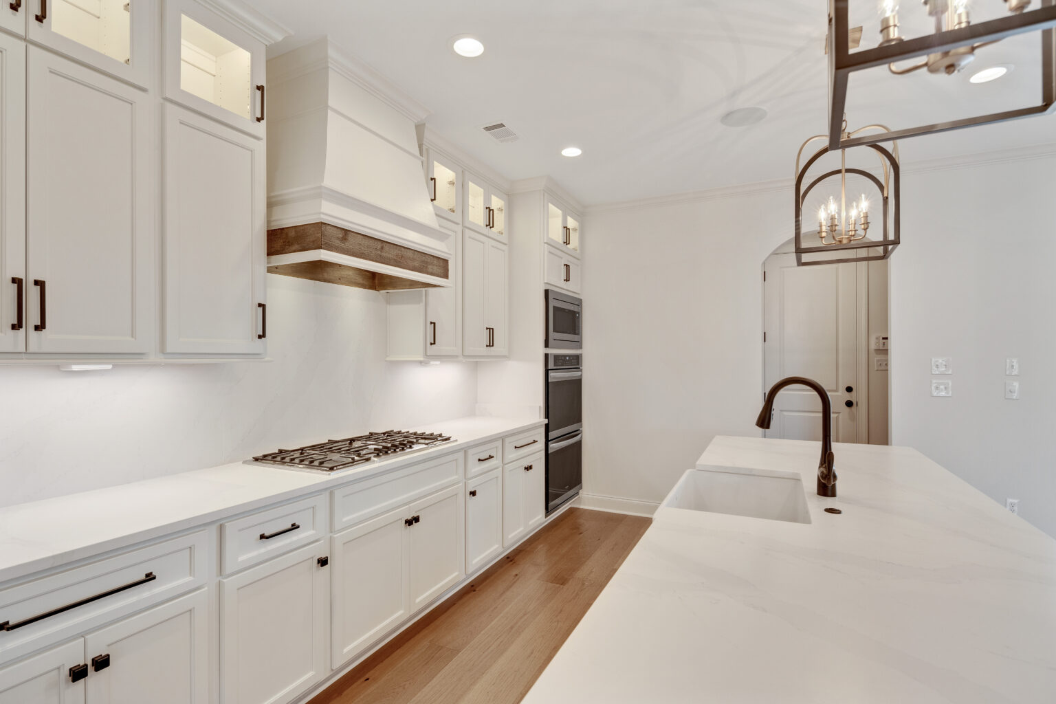 Design Feature: Silestone ET Calcutta Gold | Magnolia Homes